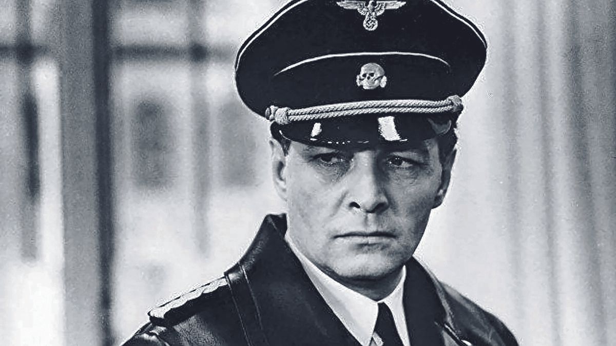 Stirlitz most is népszerű - Szabad Föld